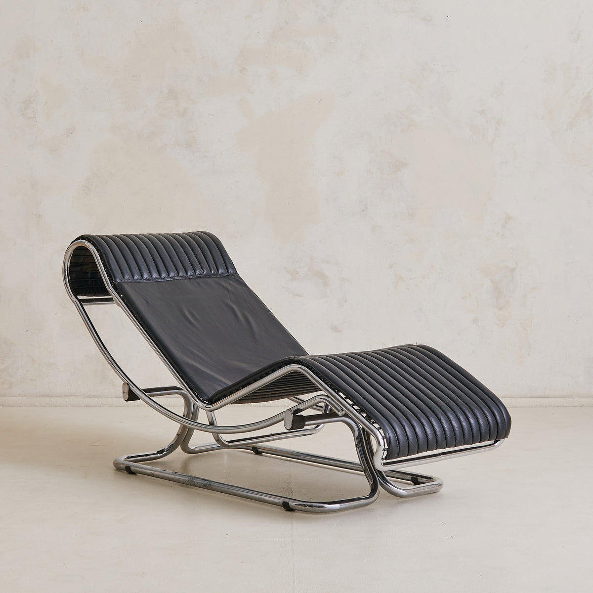 Italian Chrome + Leather Chaise Lounge by Guido Faleschini, 1970s